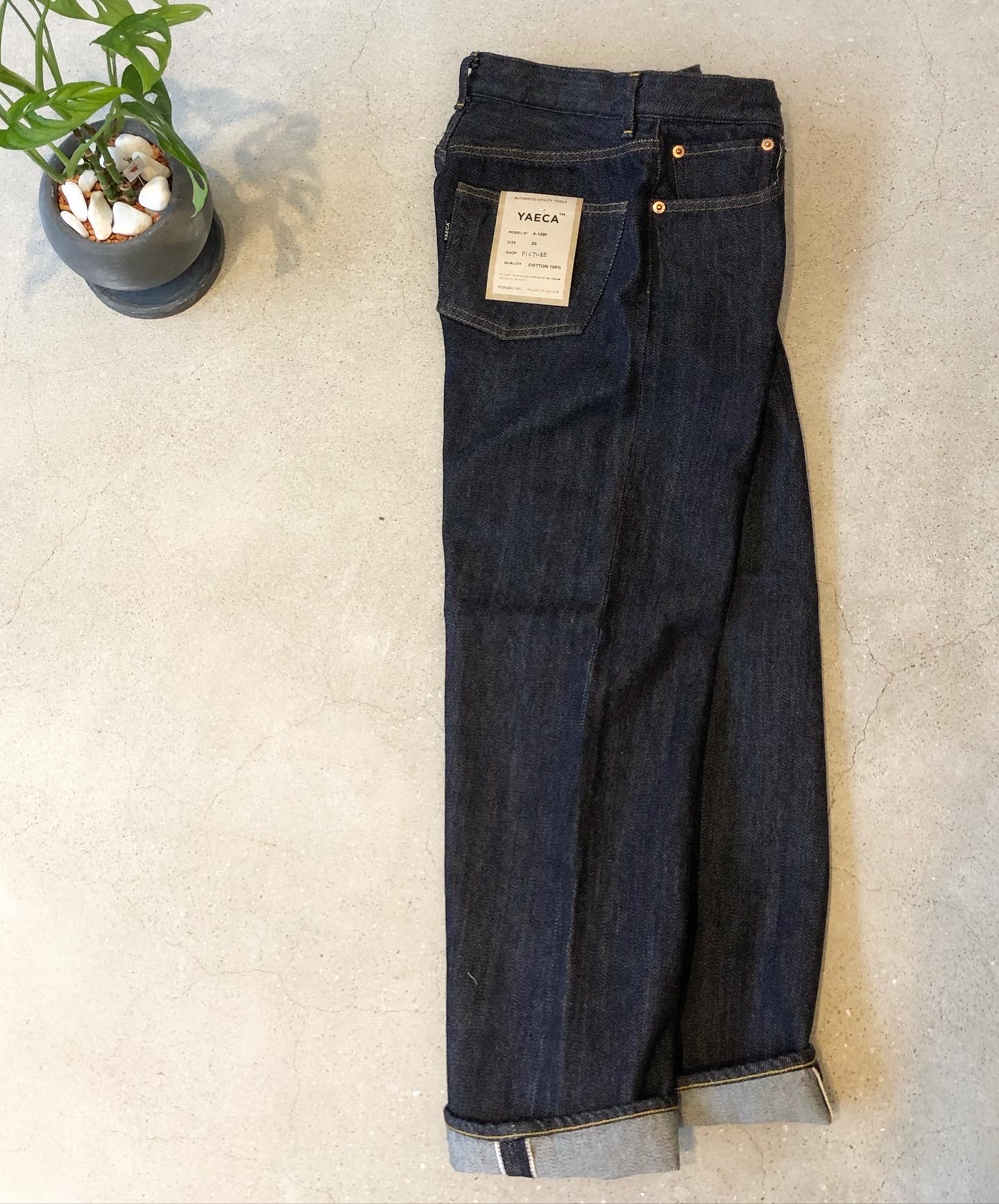 YAECA basic item – PICTURE